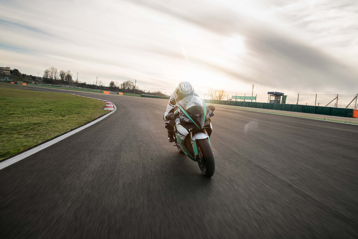 Check out the 2019 MotoE World Cup electric race bike! - BikesRepublic.com Check out the 2019 MotoE World Cup electric race bike! - BikesRepublic.com
