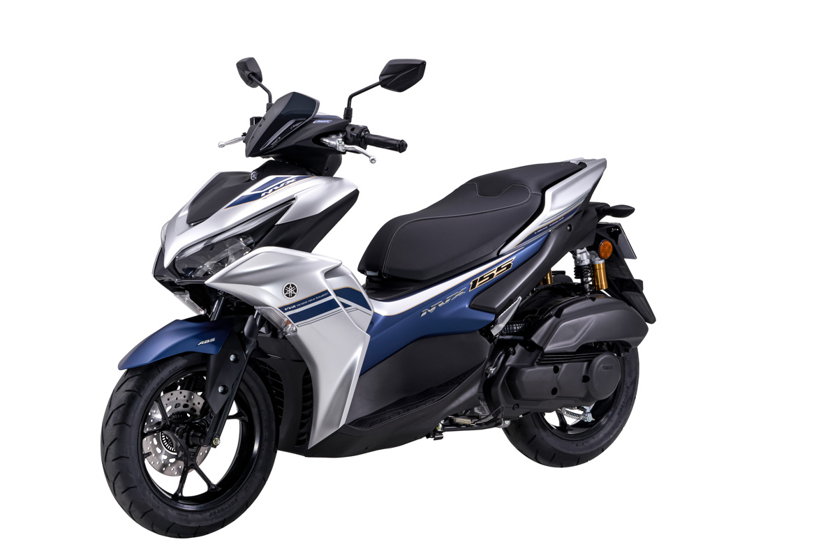 2022-yamaha-nvx-155-11 - BikesRepublic.com