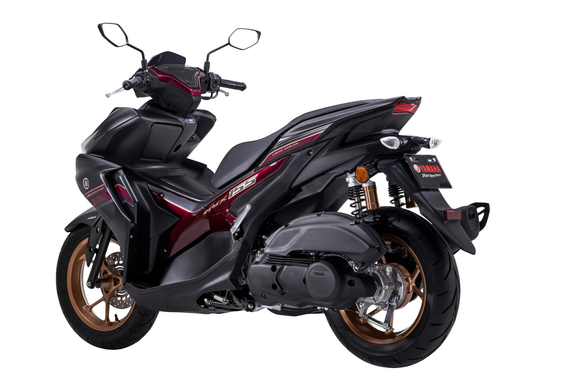 2022-yamaha-nvx-155-17 - BikesRepublic.com
