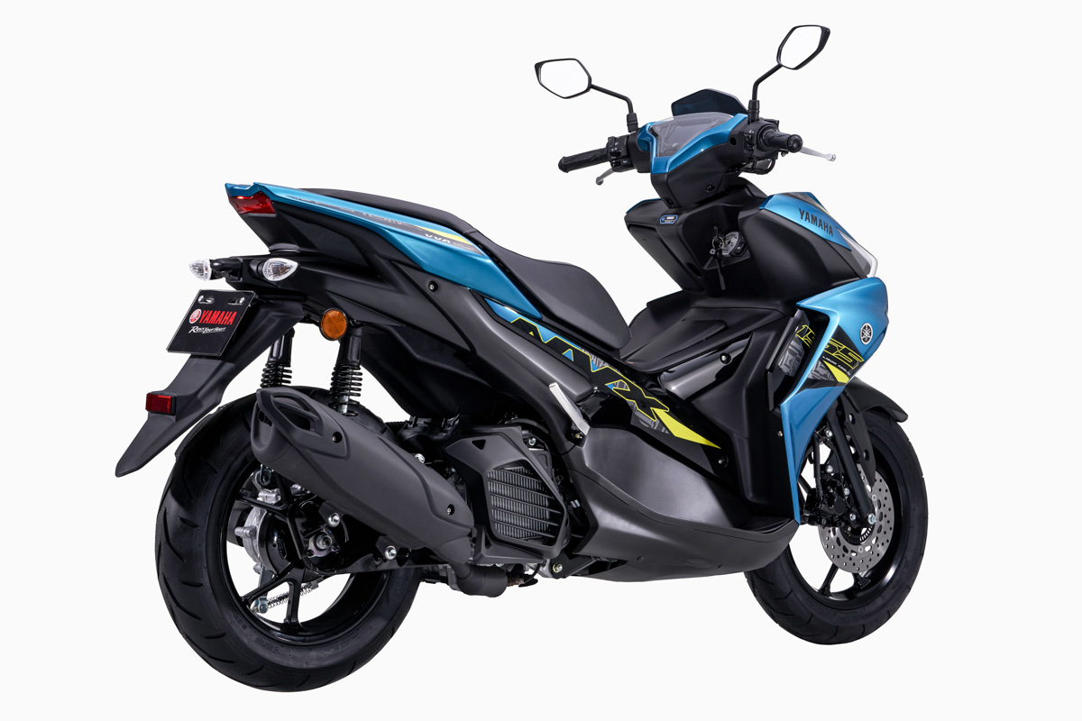 2022-yamaha-nvx-155-9 - BikesRepublic.com