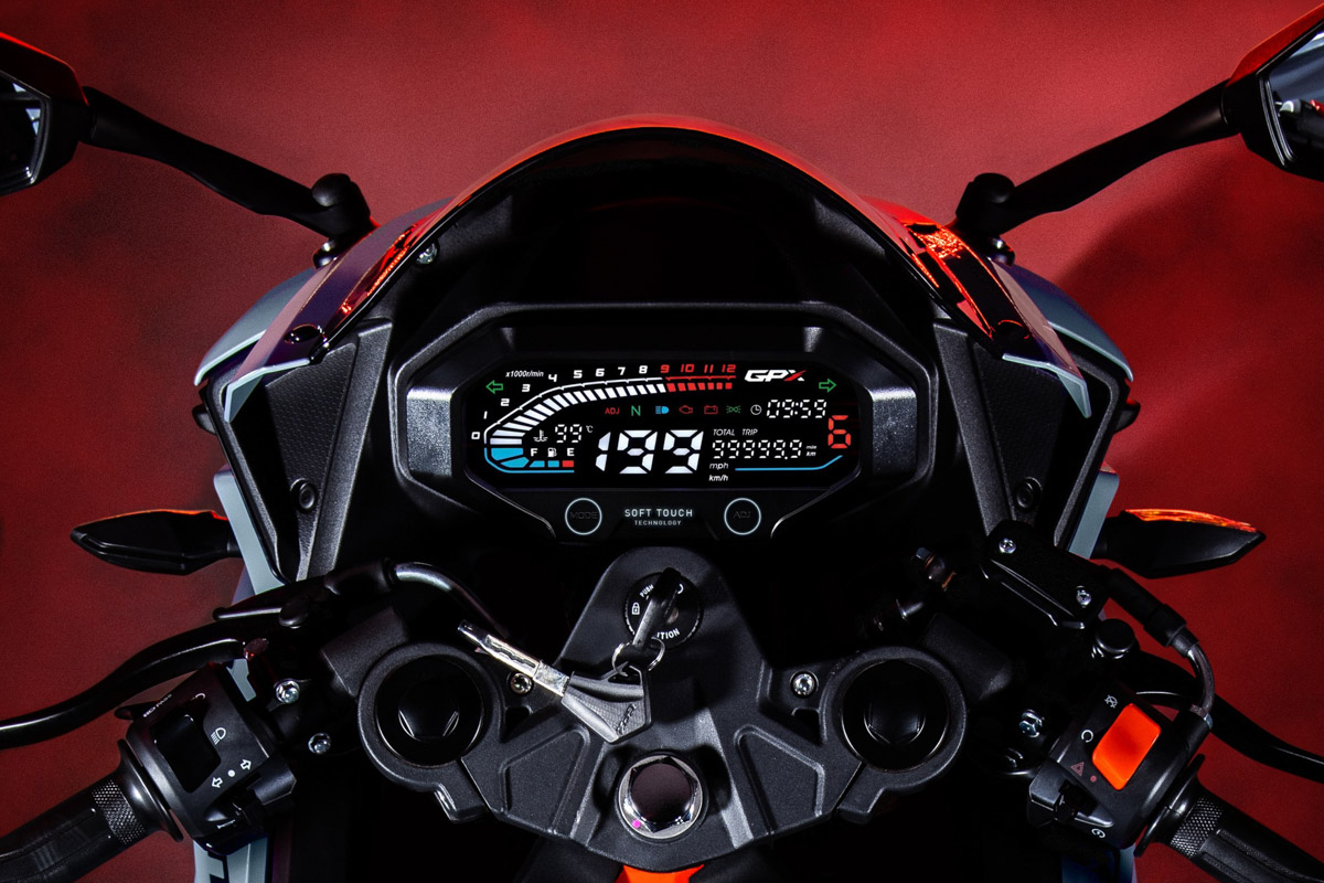 2023-gpx-demon-gr200r-7 - BikesRepublic.com