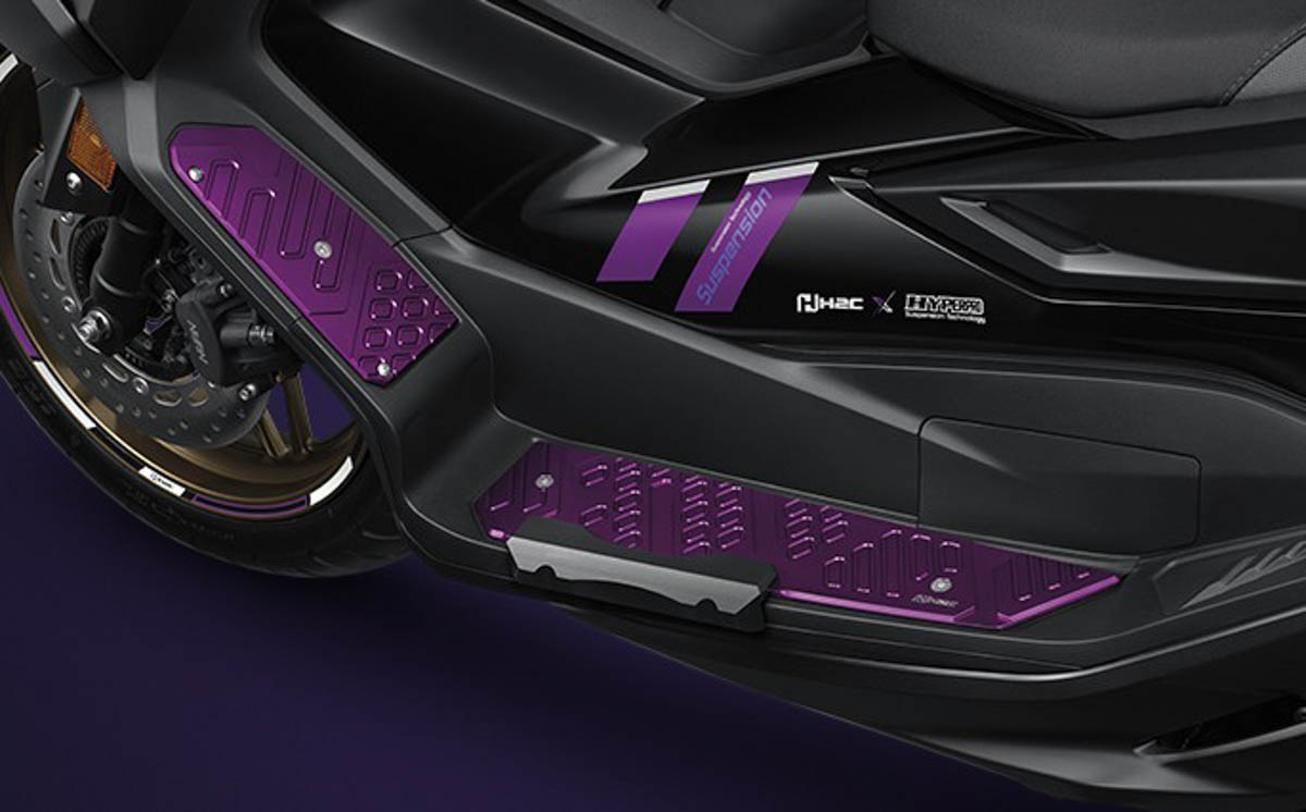 Honda Forza 350 Dark Gravity Special Edition Lancar Di Thailand - BikesRepublic.com